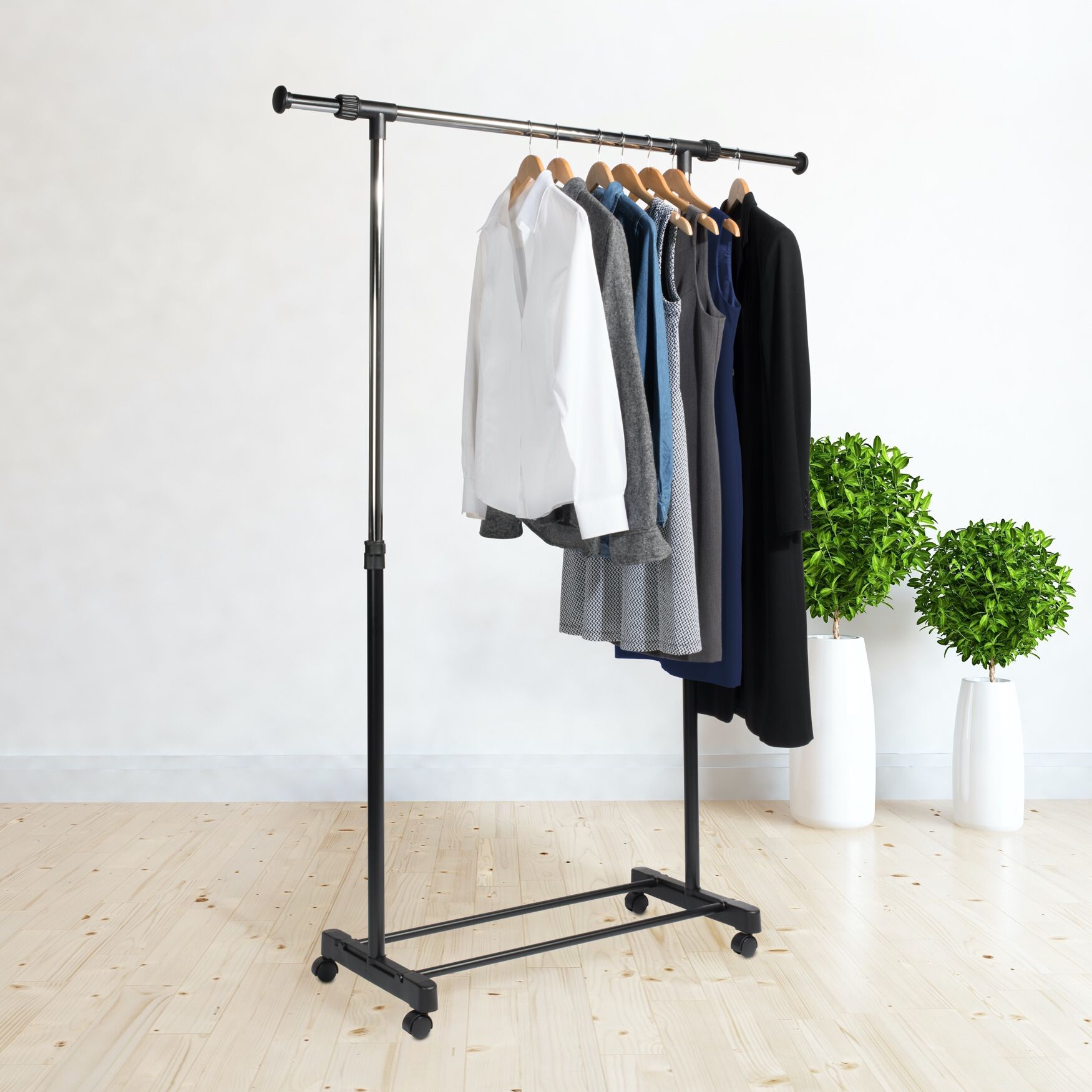 Extendable, Free Standing Garment Rack | Eloquii