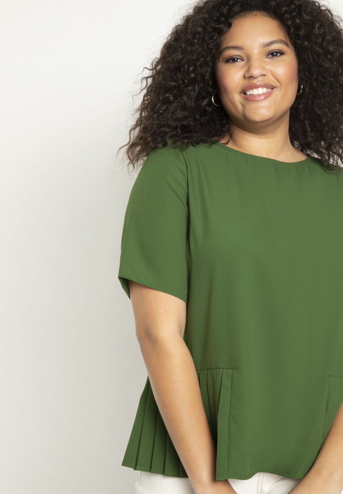 Pleated Hem Top - Crew Neck Blouse, Forest Elf | Eloquii