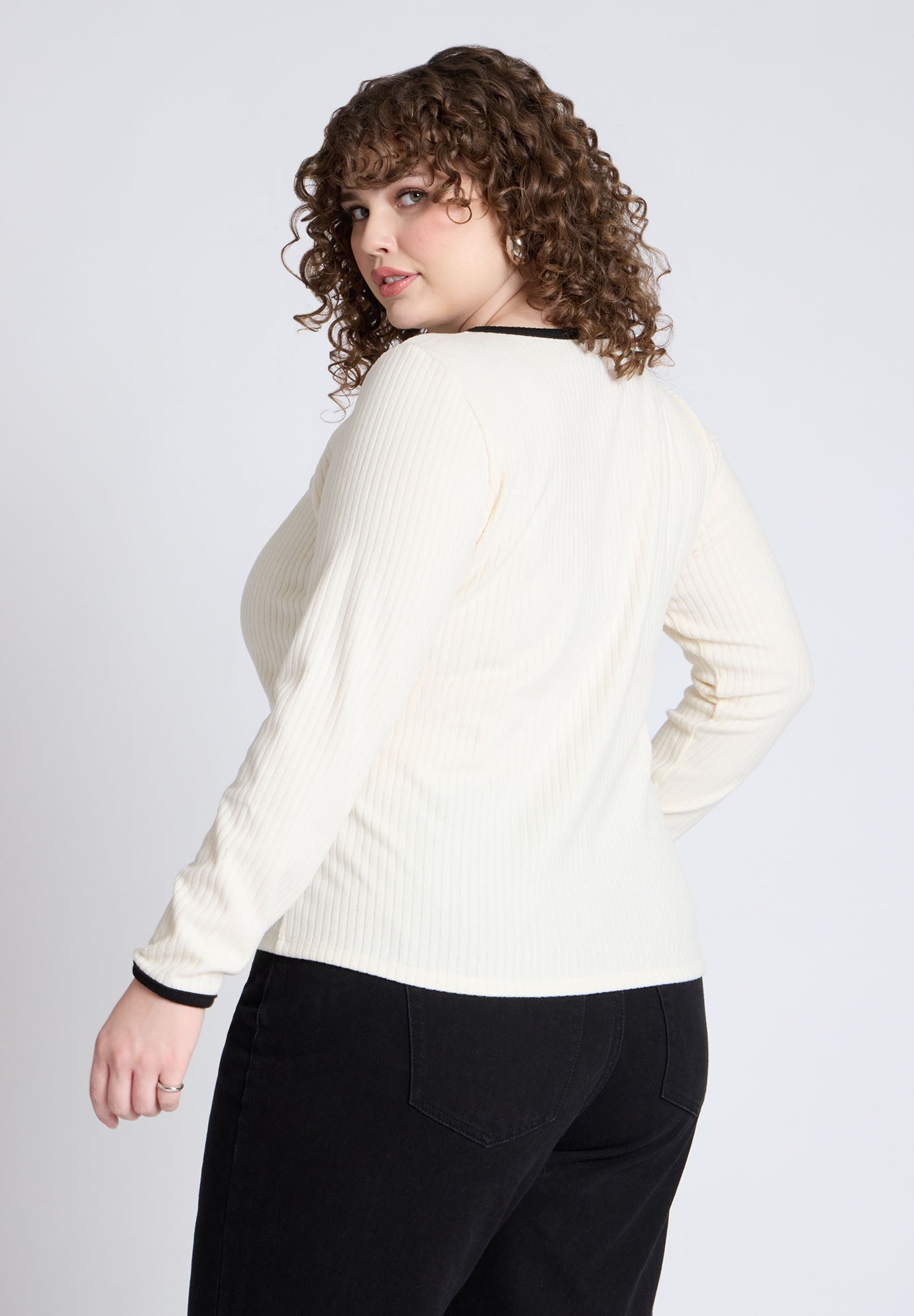 Contrast Trim Top | ELOQUII